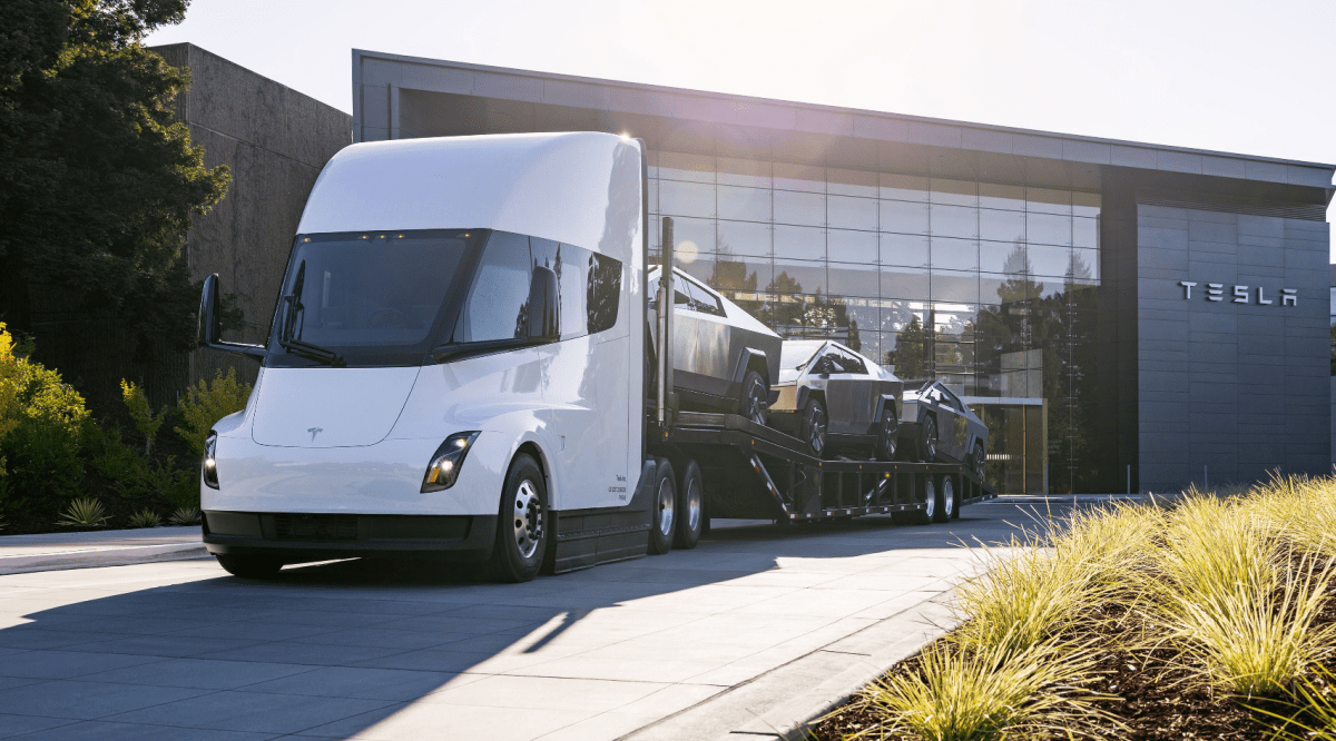Tesla Q3 2023 earnings call. Tesla is a strong ship, the weaker ships ...